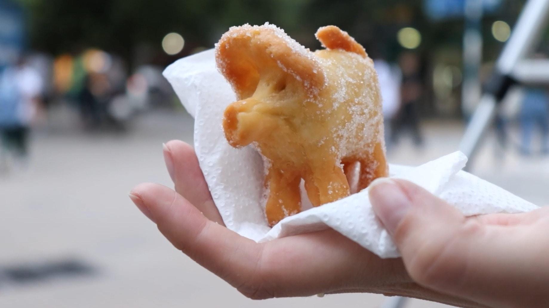 Churr-oink! - Viral pig-shaped ‘chanchichurro’ fried pastries bring ...