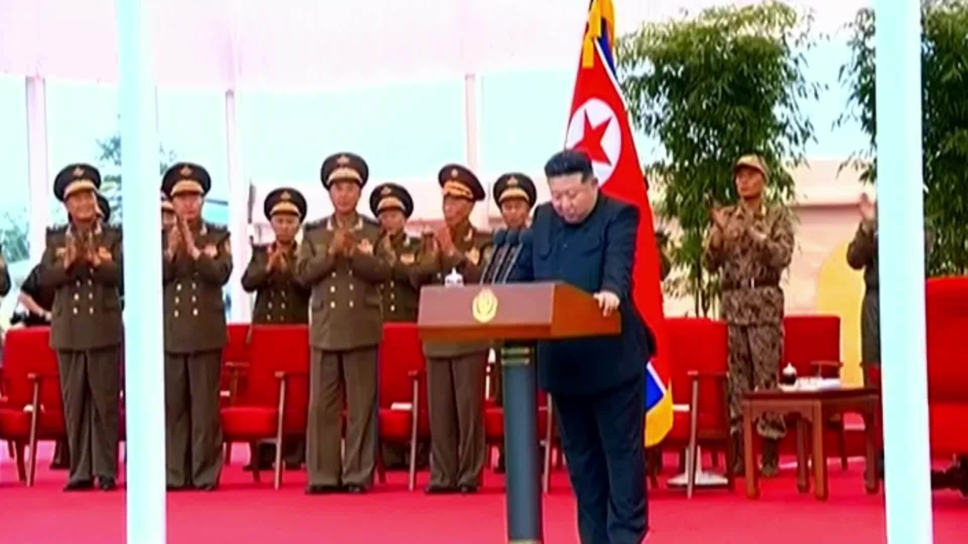 DPRK’s Kim Jong Un honours KPA Air Force servicemen at ceremony after ...