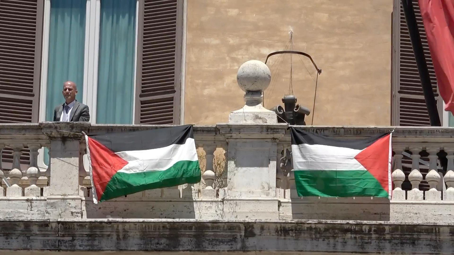 Former Green MP hangs Palestinian flags on Rome's Chamber of Deputies ...
