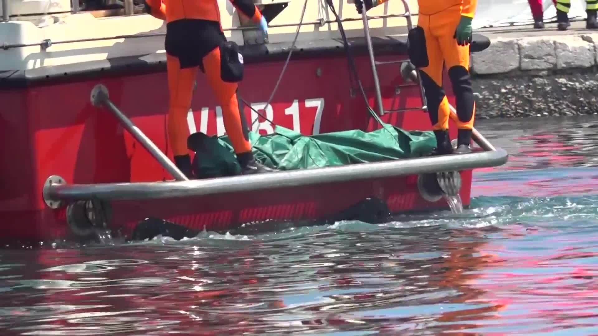 Search and rescue ops end in Sicily after divers recover sixth and ...