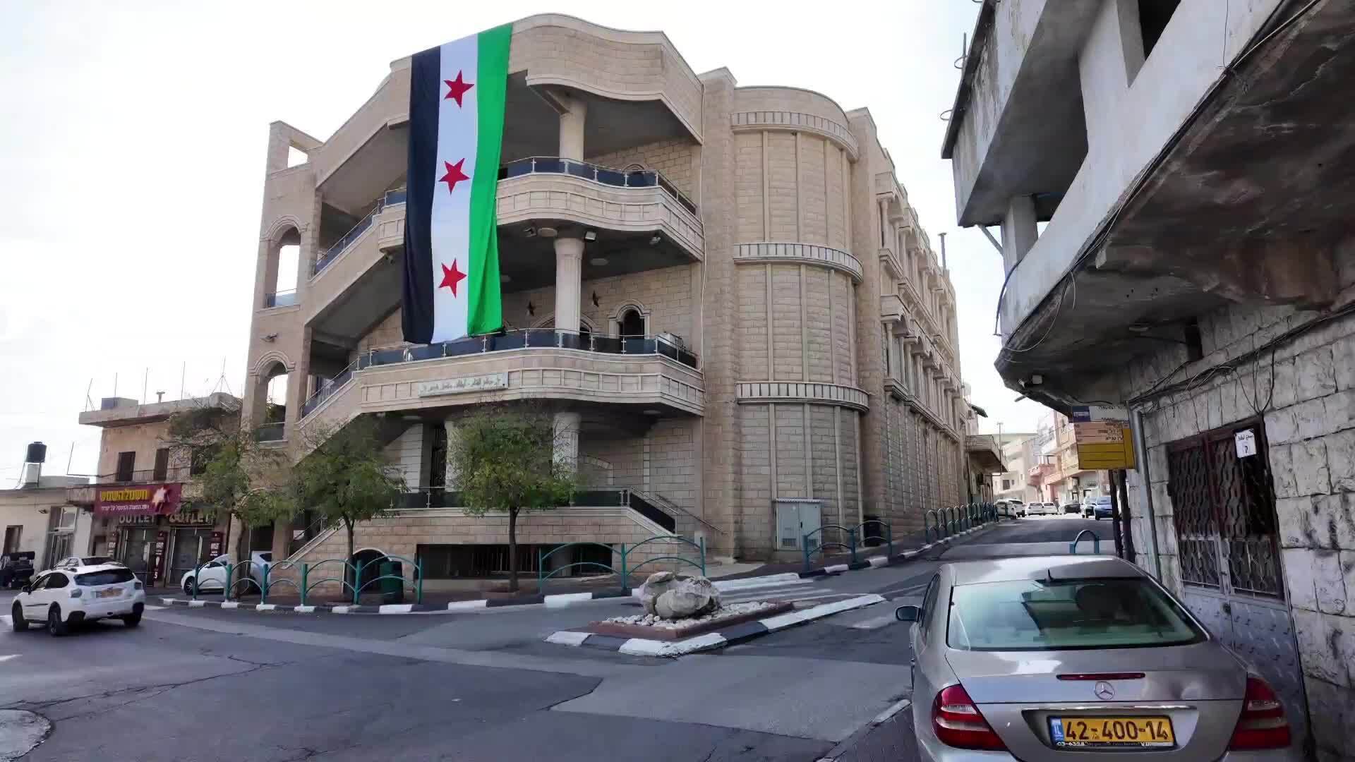 'Life's dream became true!' - New Syrian flag raised across Druze town ...