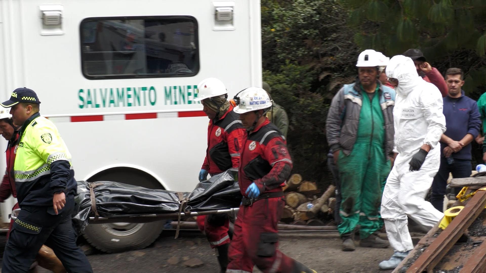 Mata Siete mine explosion - Rescuers search for victims after deadly ...