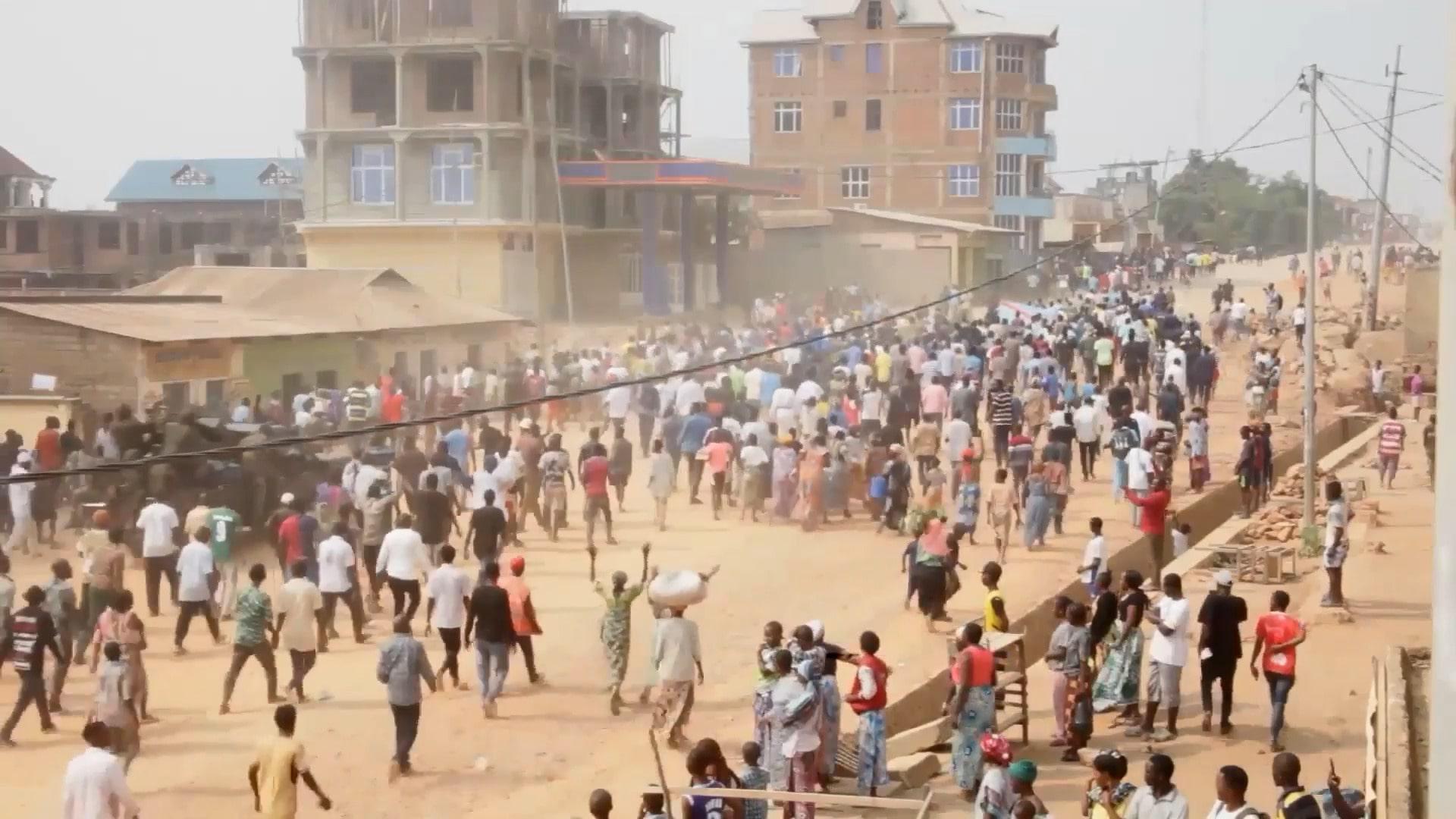 'We accuse him of treason!' - Massive unrest in DRC's Uvira amid ...