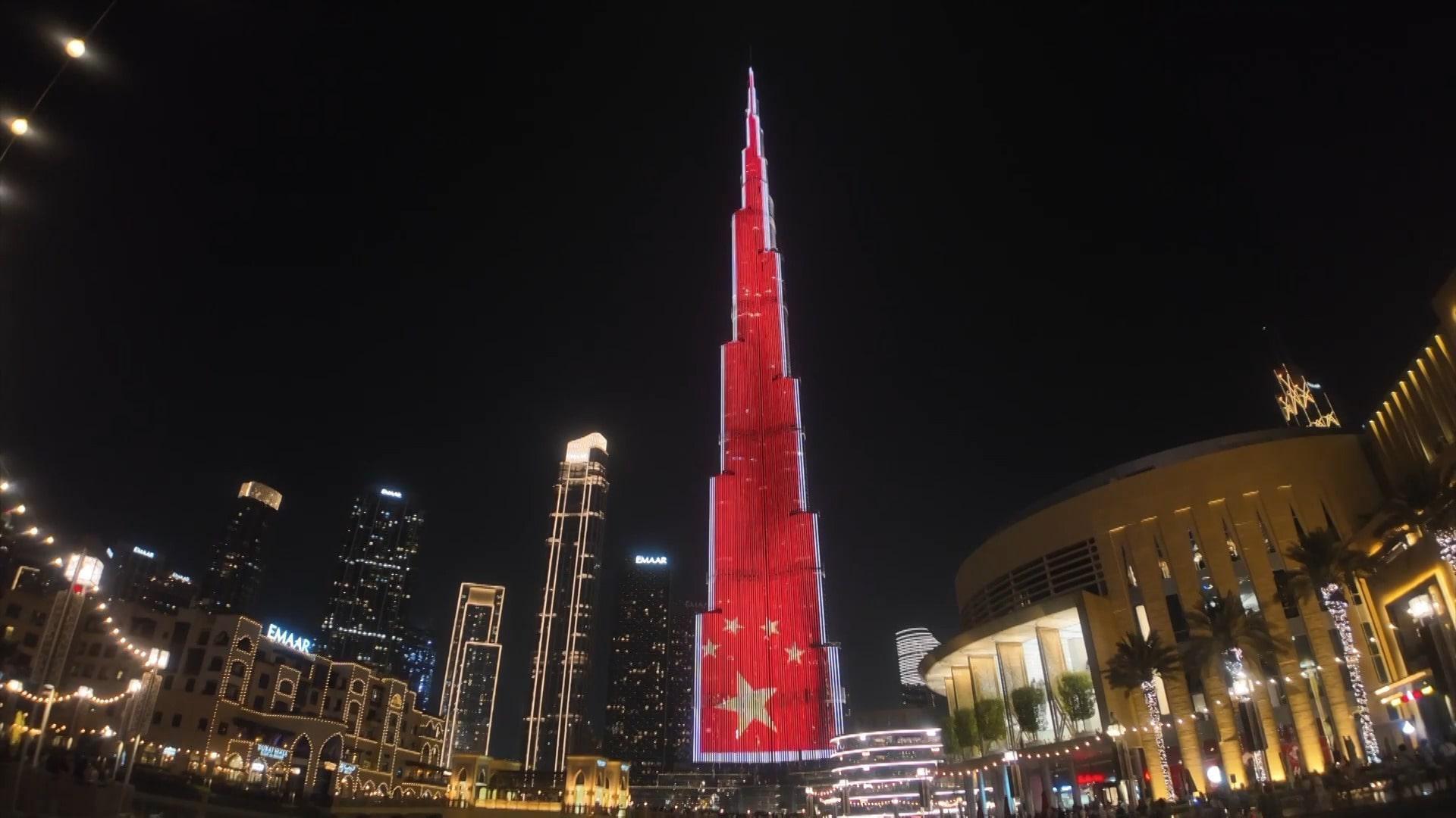 Dubai’s Burj Khalifa illuminated in red to celebrate China's National ...