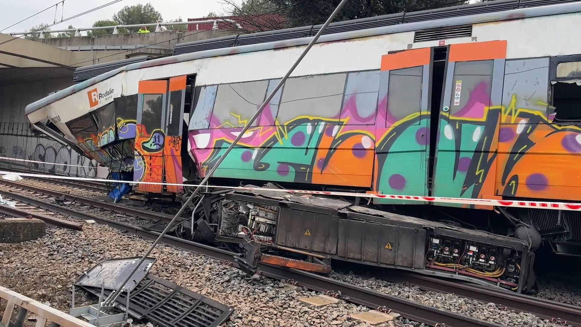 Derailment disaster - Spain reels as SECOND train crash kills one ...