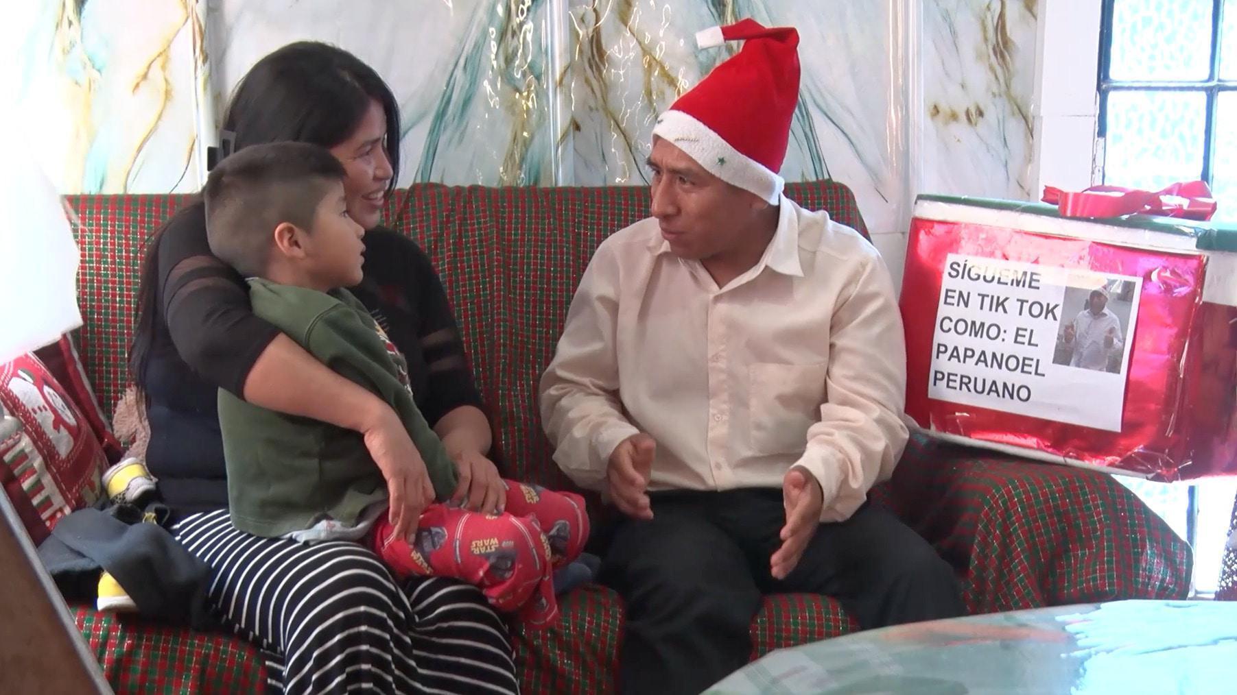 Meet the real 'Papa Noel'! - Peruvian taxi driver embraces festive name ...