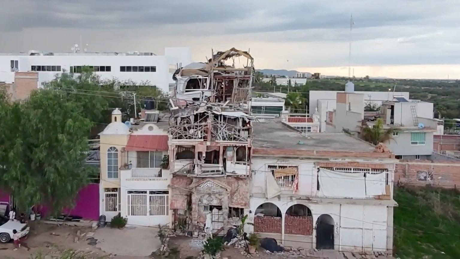 'Even made of scraps, it is useful to me' - Mexican bricklayer defends ...