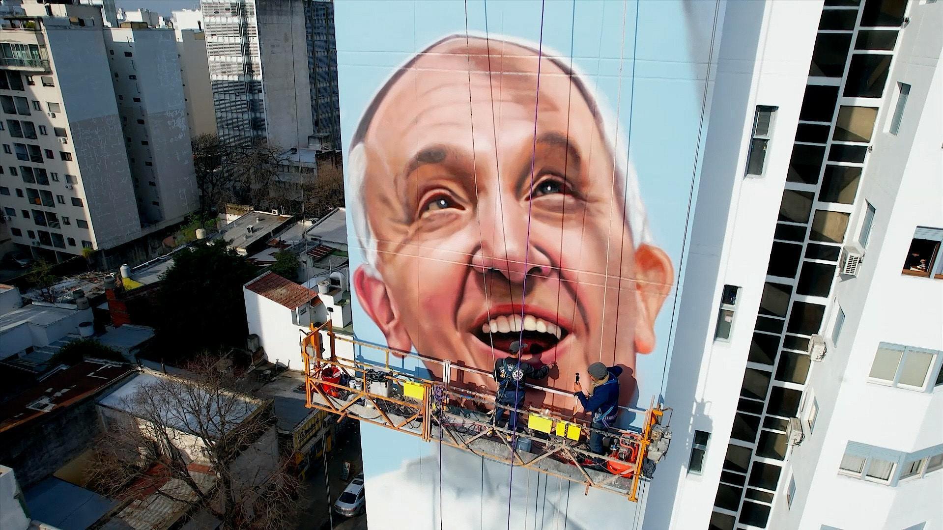 Holy heights! Artist creates 'world's largest' mural of Pope Francis in ...