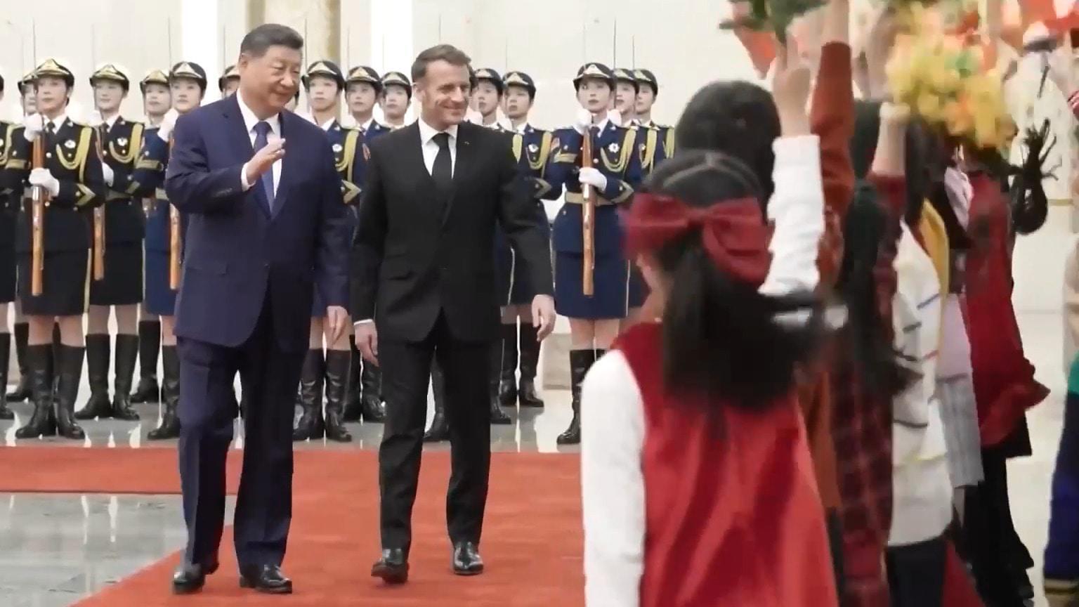 Macron in China - Xi welcomes French president, First Lady Brigitte ...