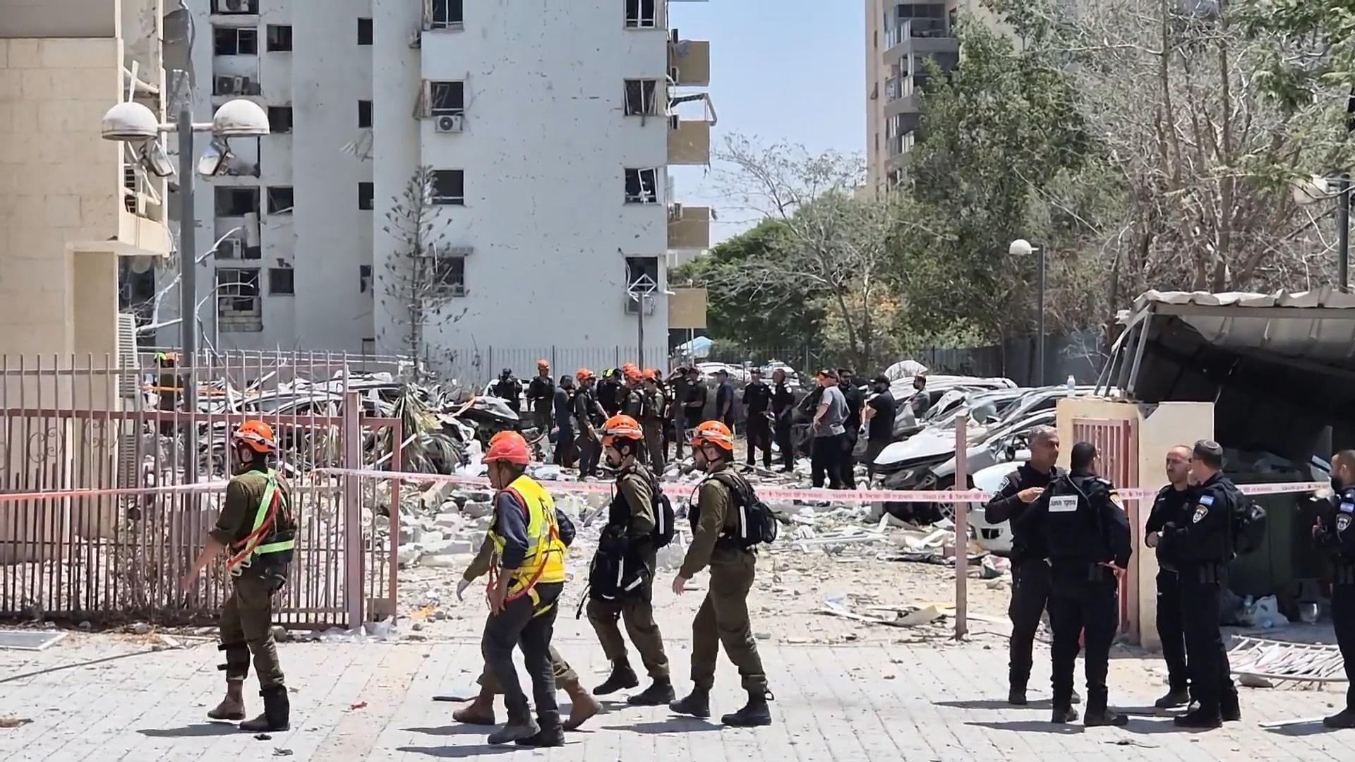 'We feel unprotected!' - Locals share concerns as rescuers work through ...