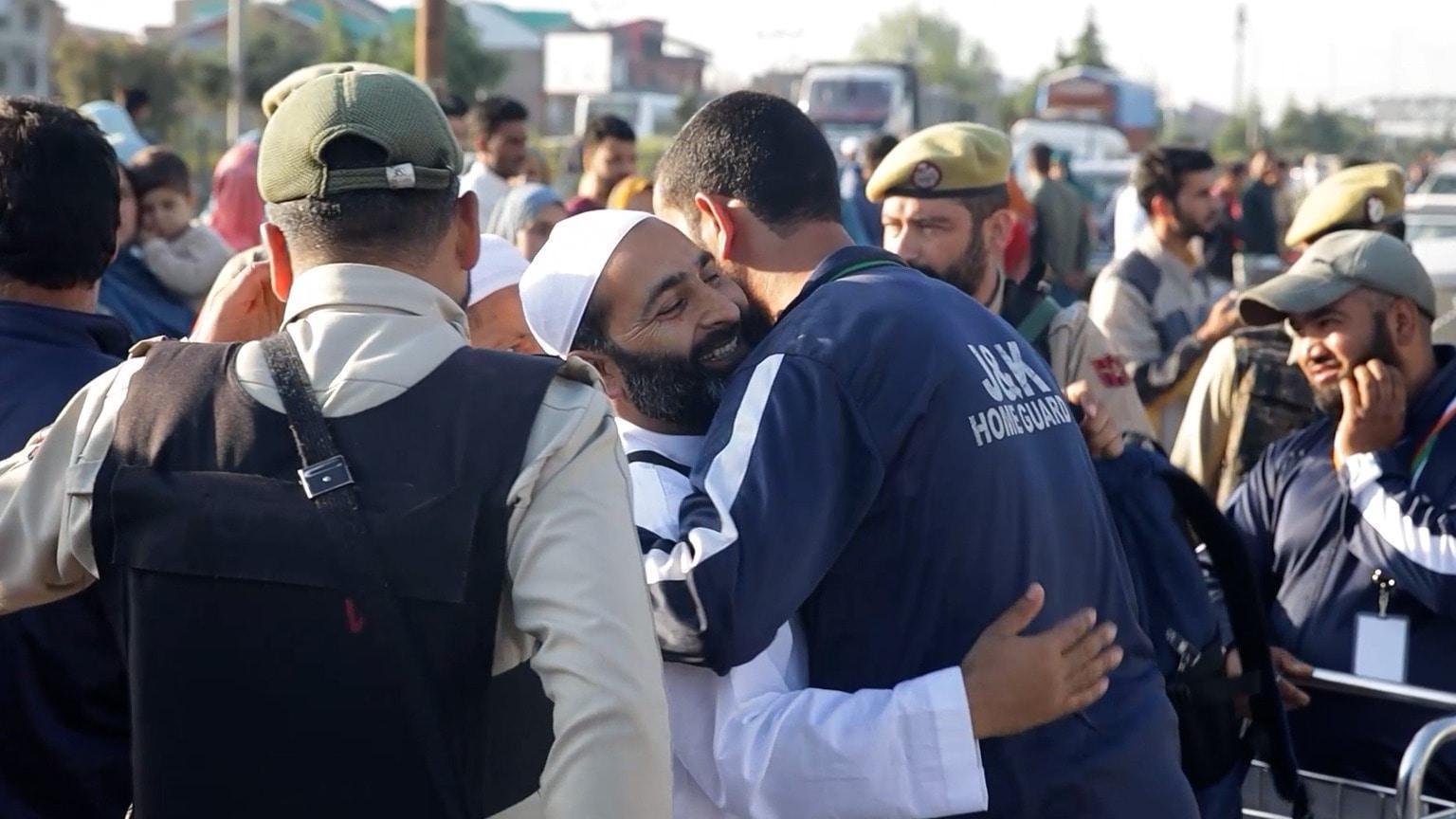 'Overwhelming joy' - Srinagar pilgrims soar to Mecca as Hajj route ...