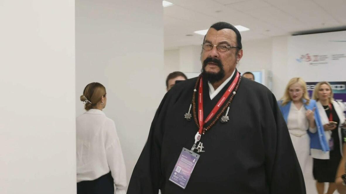 Steven Seagal's Seal of Approval! - Action legend says Putin's EEF ...