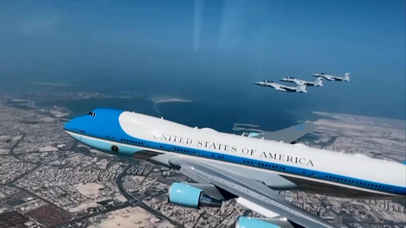 Fighter jets escort Air Force One as Trump arrives in Qatar for second ...