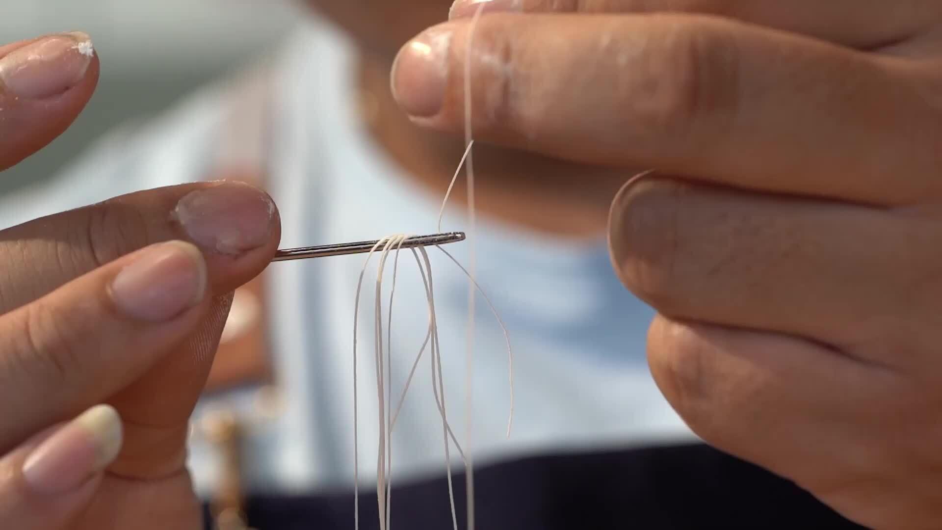 World’s thinnest noodles? Chinese chef stuns with needle-thin gold ...