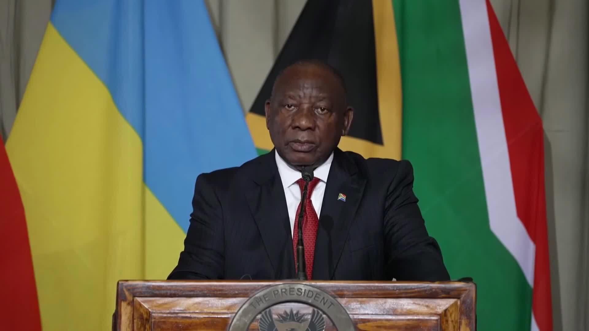 I've spoken with Trump and Putin, they want to find a peaceful way to ...