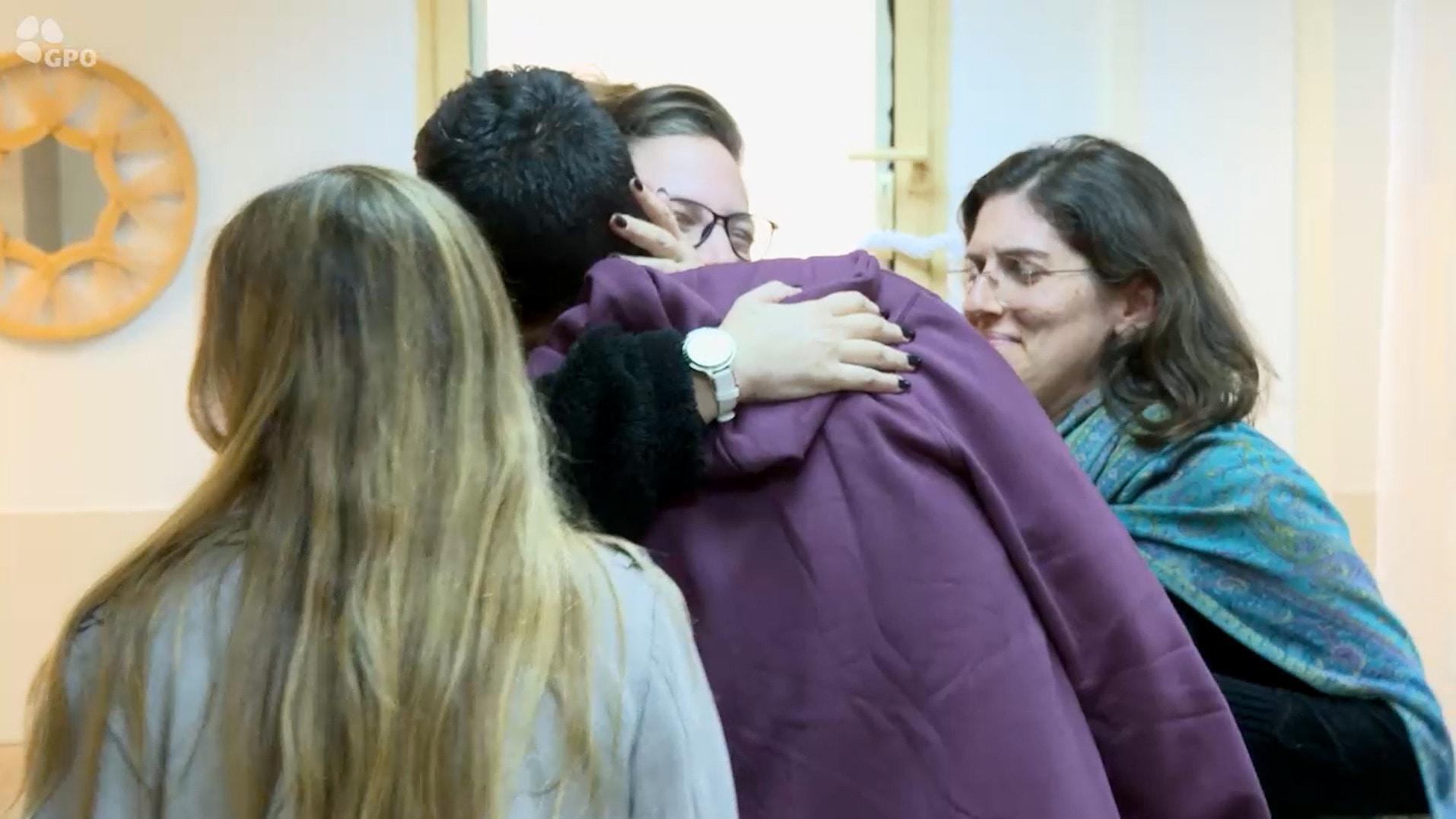 Released hostage Sagui Dekel-Chen in emotional first meeting with ...