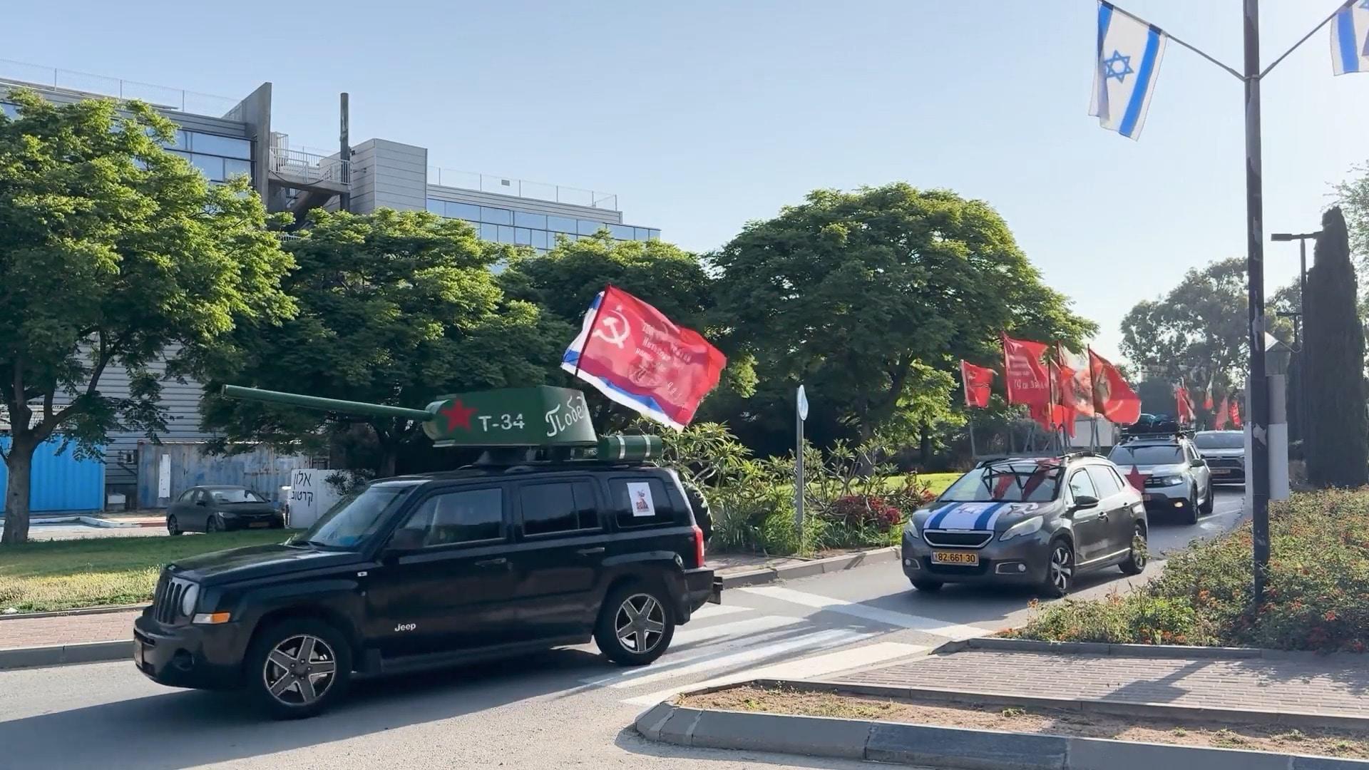 USSR sacrificed everything to liberate us! - Victory convoy with ...