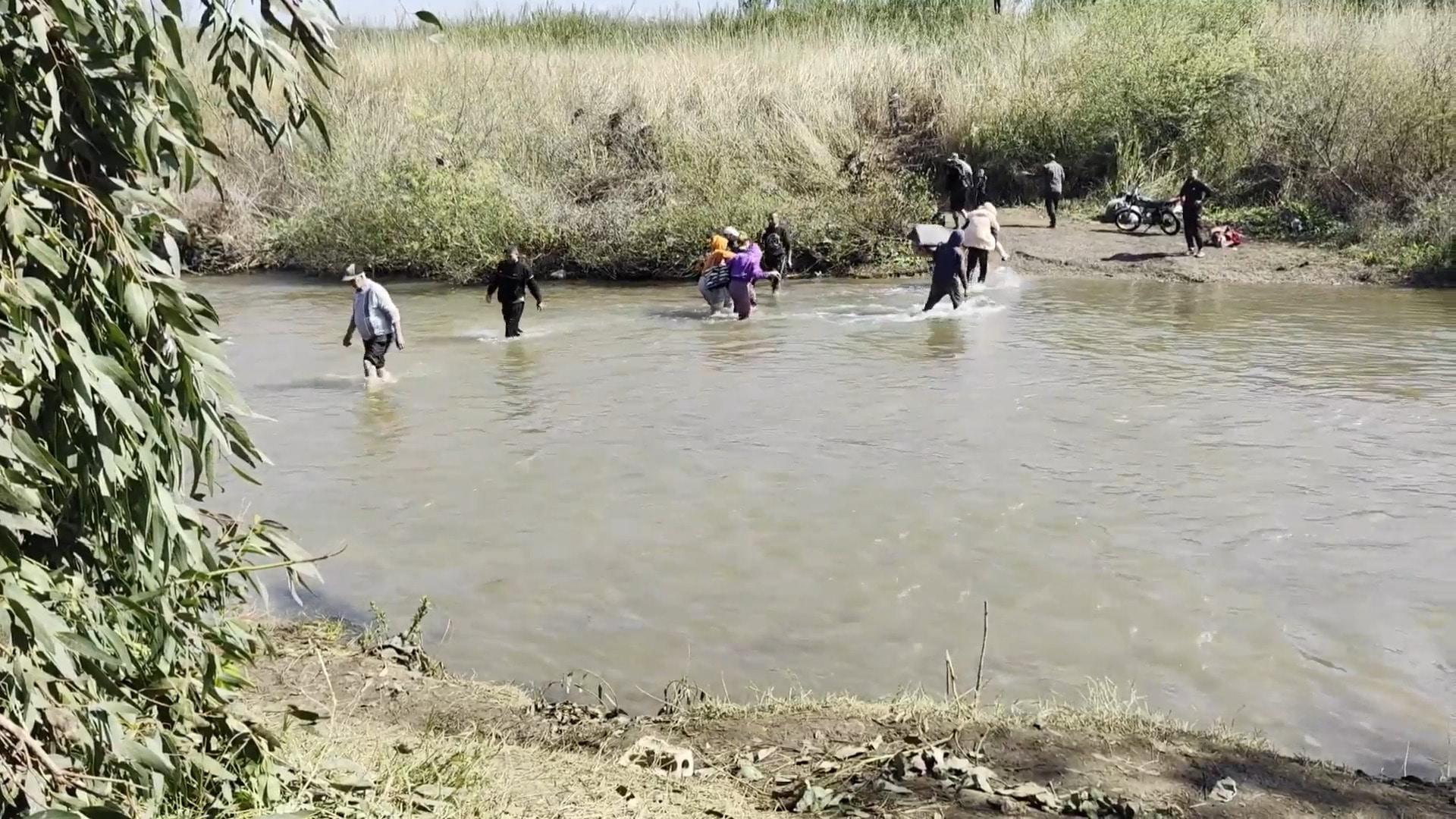 'People are terrified' - Refugees cross river into Lebanon’s Akkar ...