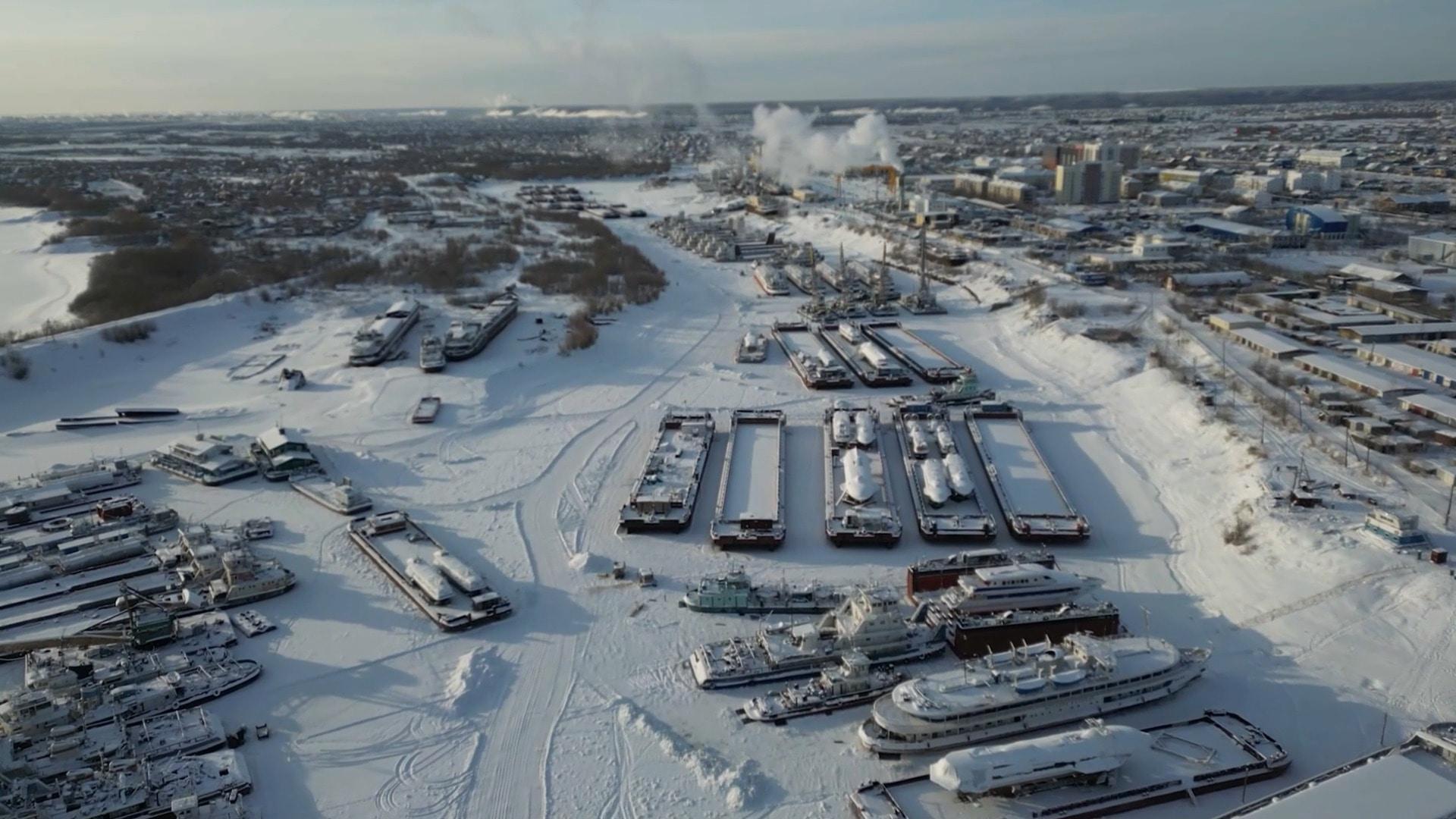 Chilling challenge! - Ice cutters free vessels from frozen grip amid ...