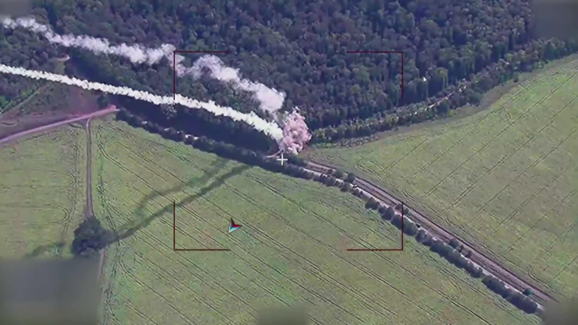 Direct hit - Russian forces destroy 'HIMARS missile launcher used in ...